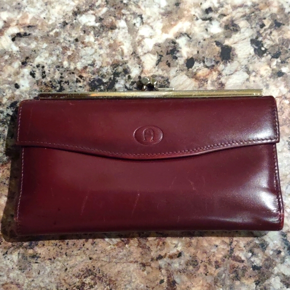 Etienne Aigner | Bags | Vintage 8s Etienne Aigner Snap Wallet | Poshmark